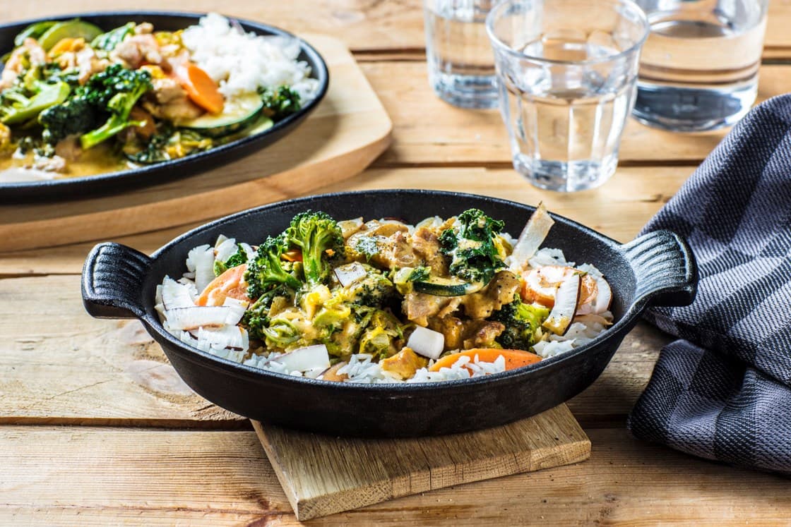 Kylling i gul curry med ris - Oppskrift - Godtlevert